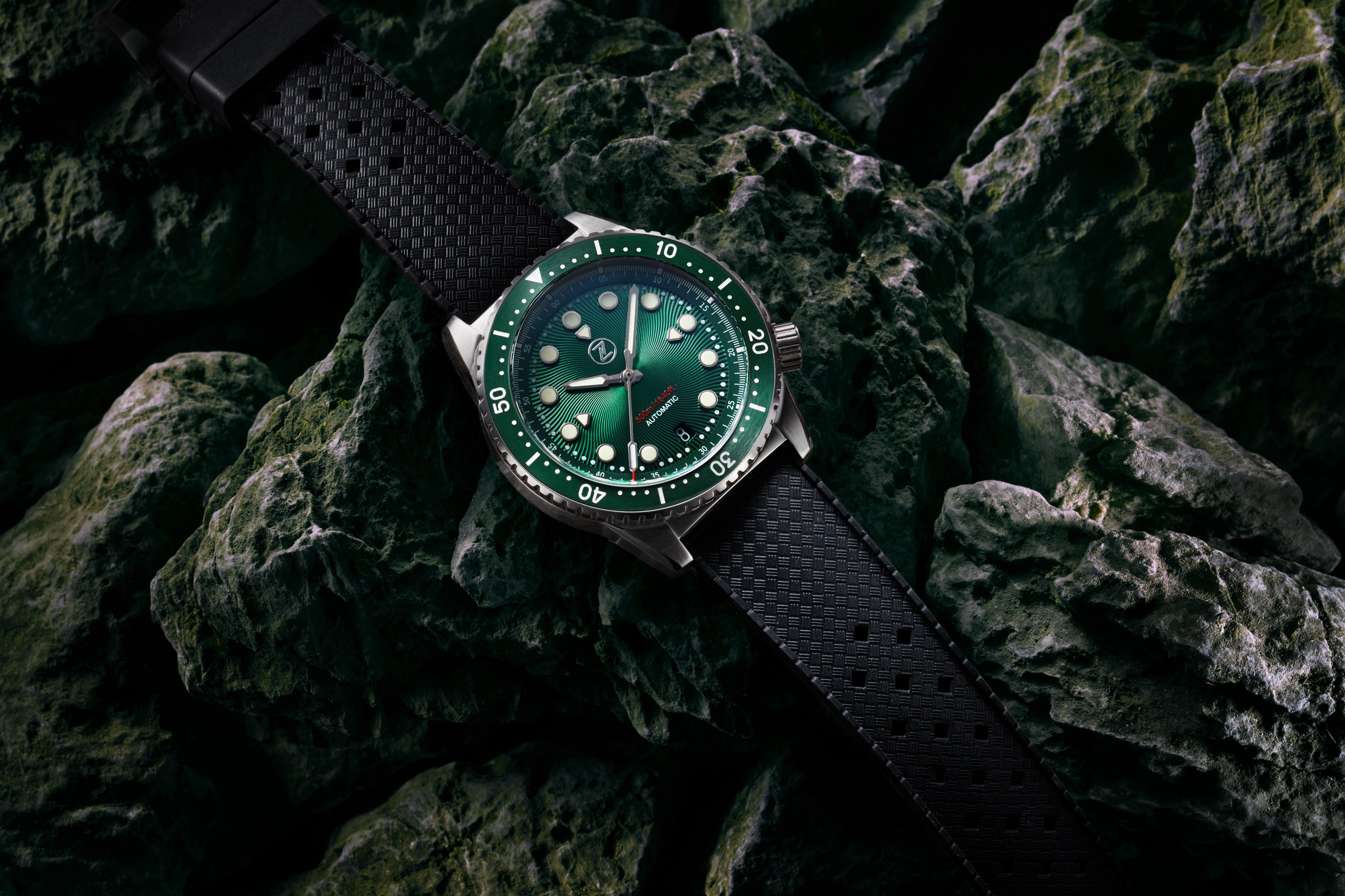 Mako V2 500m Diver Steel Emerald Green – Zelos Watches